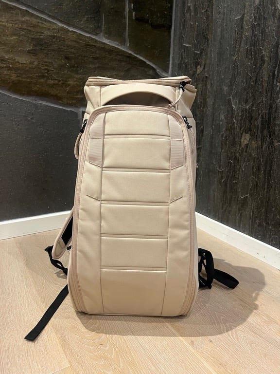 Db Douchebag 25 L, beige | FINN-torget