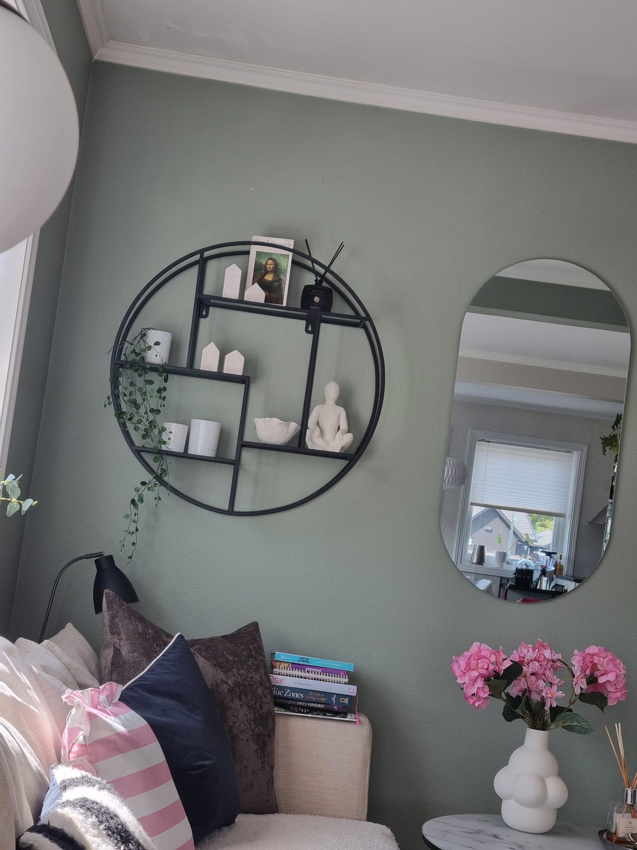 2 hyller fra bolia | FINN-torget