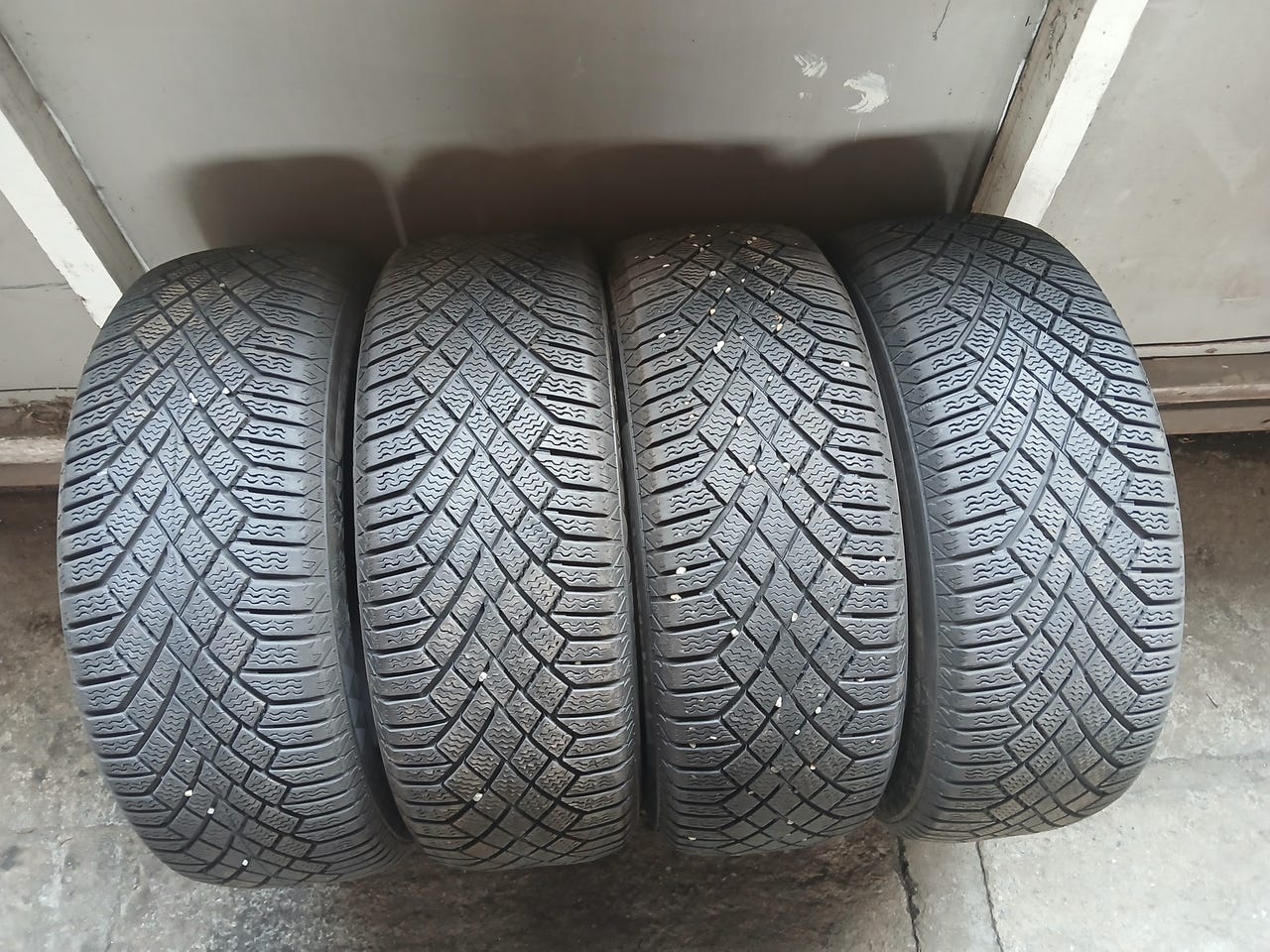 Continental vinterdekk 205/60 R 16 | FINN-torget