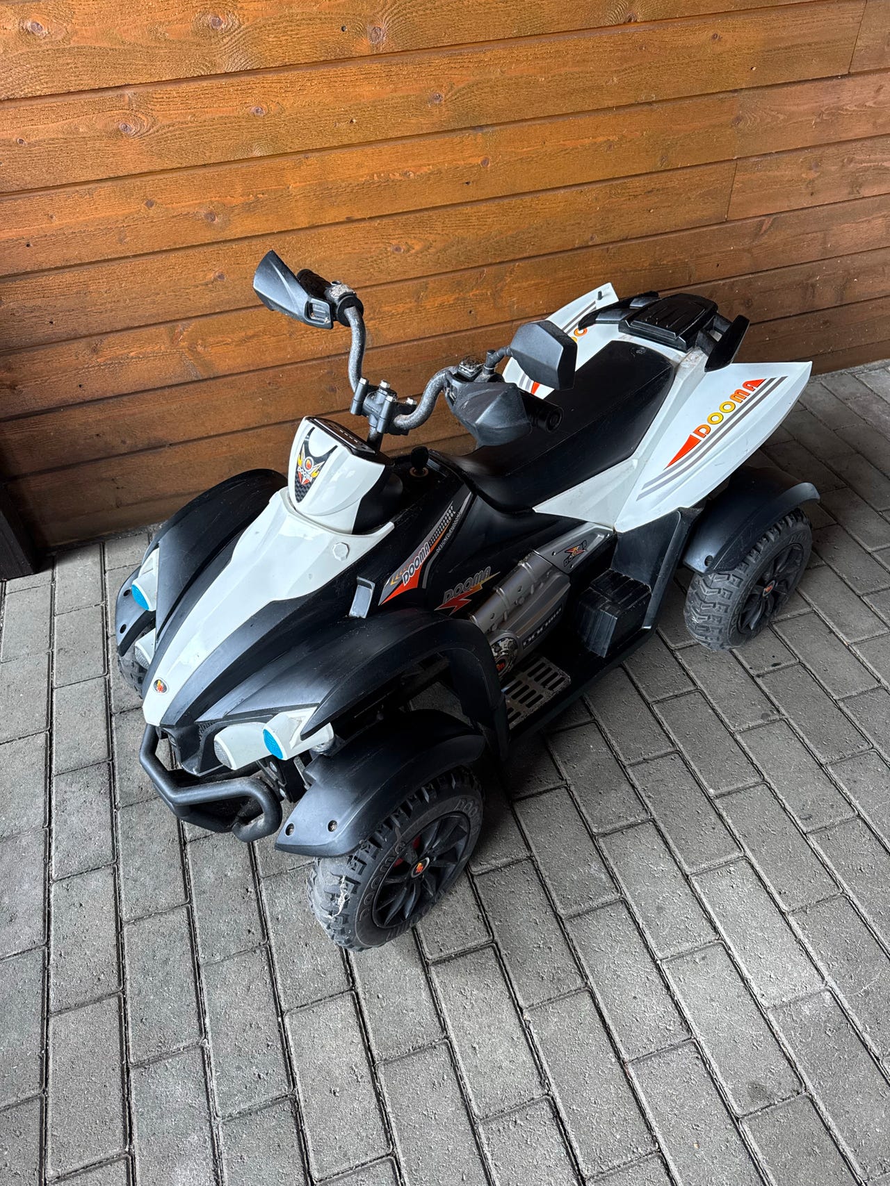 Elektrisk barne-ATV DOOMA | FINN-torget