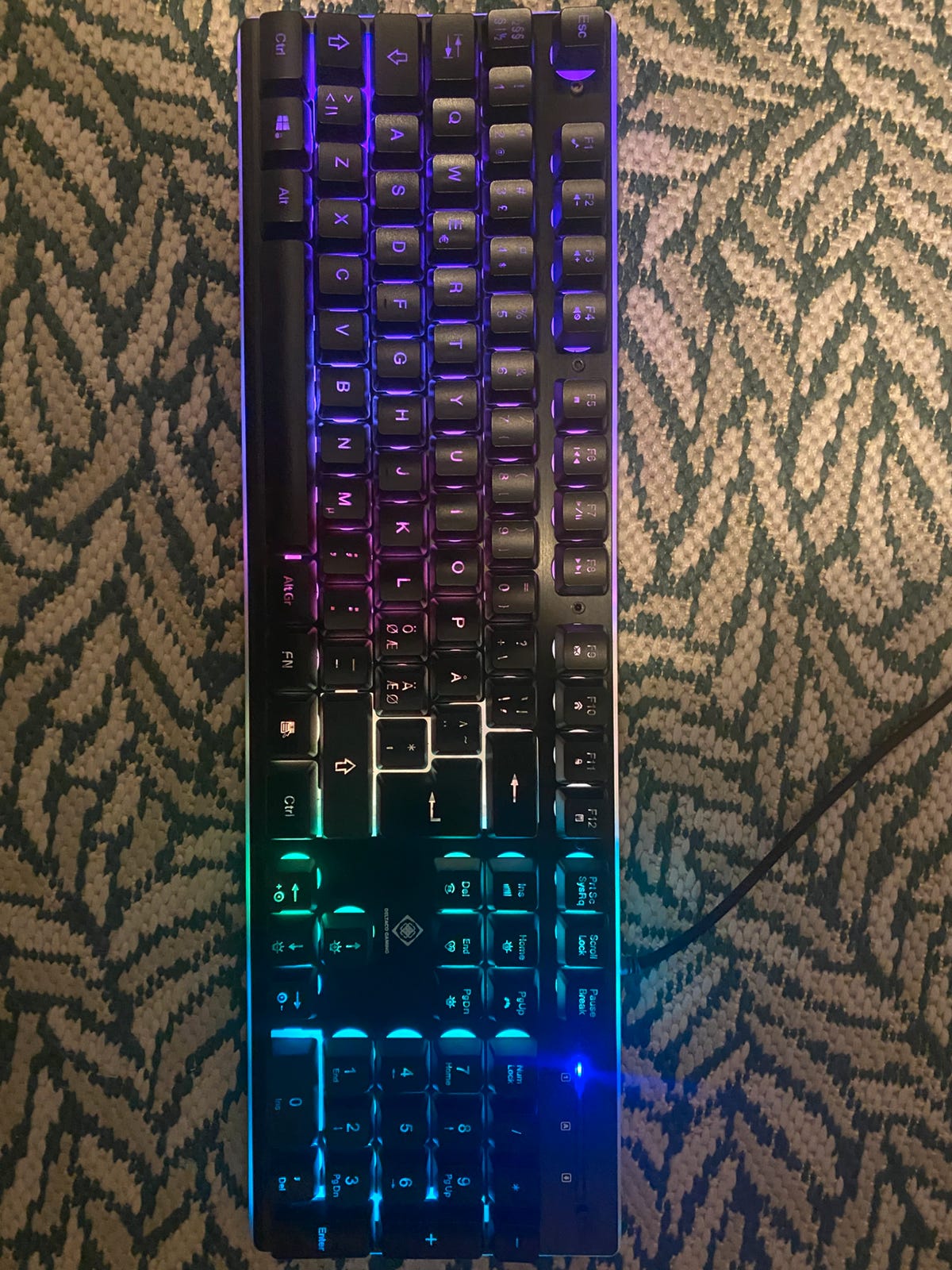 Deltaco Gaming-tastatur – nylig renset og i god stand | FINN-torget