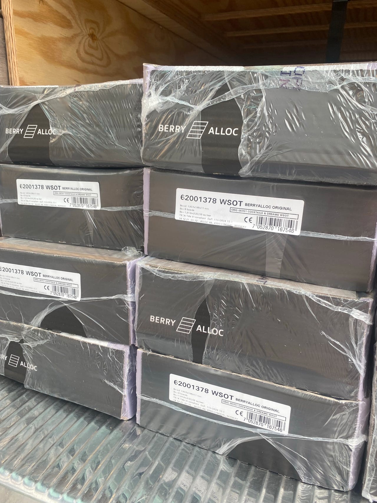 Høykvalitets laminatgulv – Berry Alloc Original “Cocktails & Dreams” – 49 m² | FINN-torget