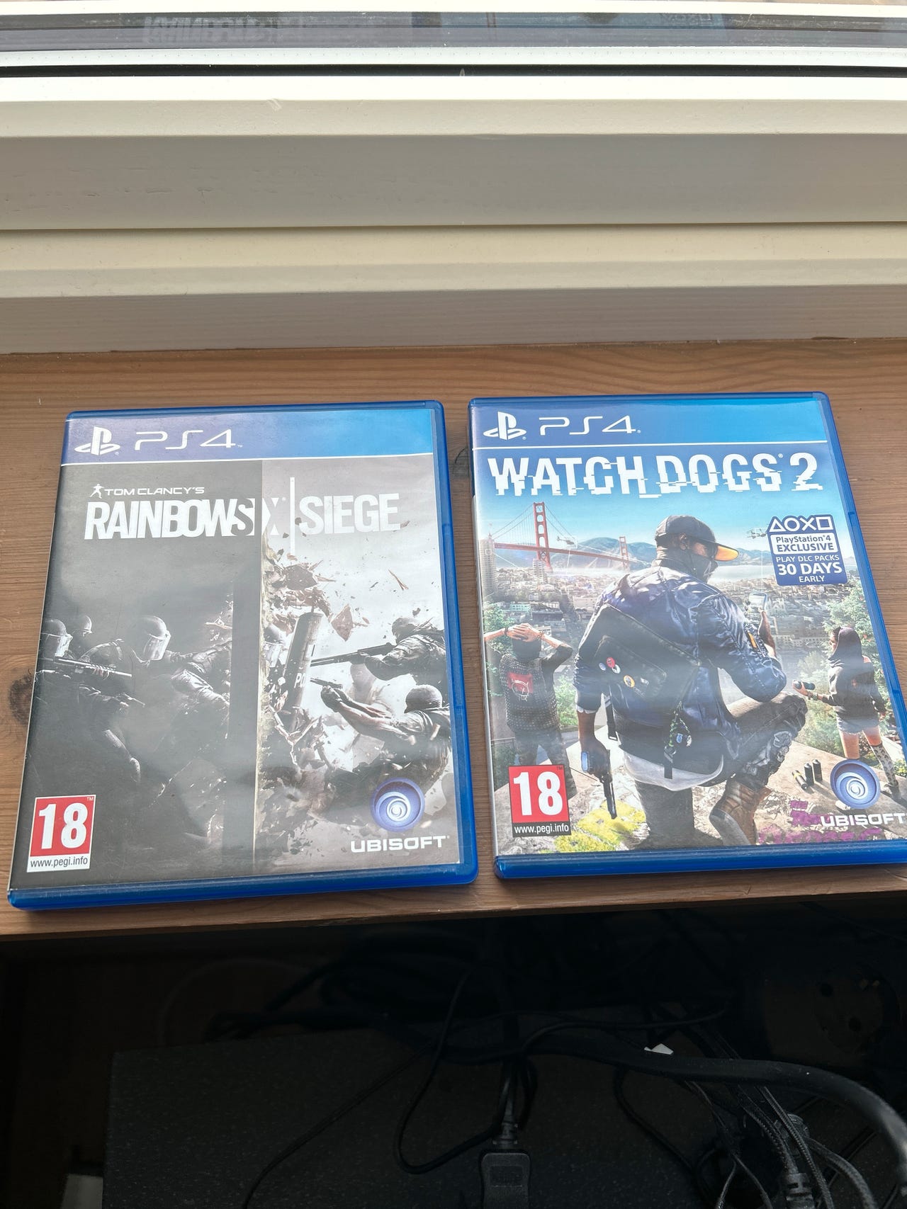 2 stk for 200! PS4 spill: Rainbow Six Siege og Watch Dogs 2 | FINN-torget