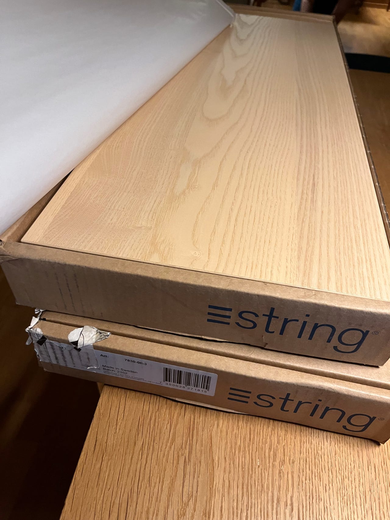 ønsker å bytte: 6 ubrukte String hylleplater (78x30cm ) fra ask til eik ...