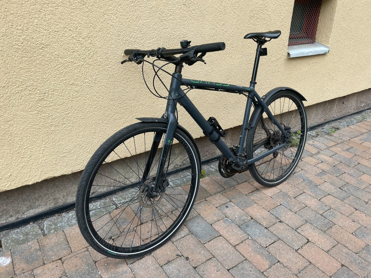 Gekko flow str L | FINN-torget