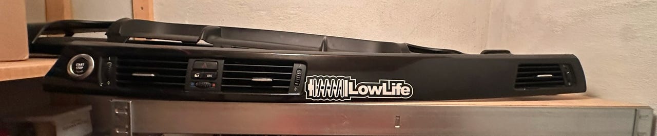 Bmw e90 e91 dashbord panel med luft ventiler og startknapp | FINN-torget