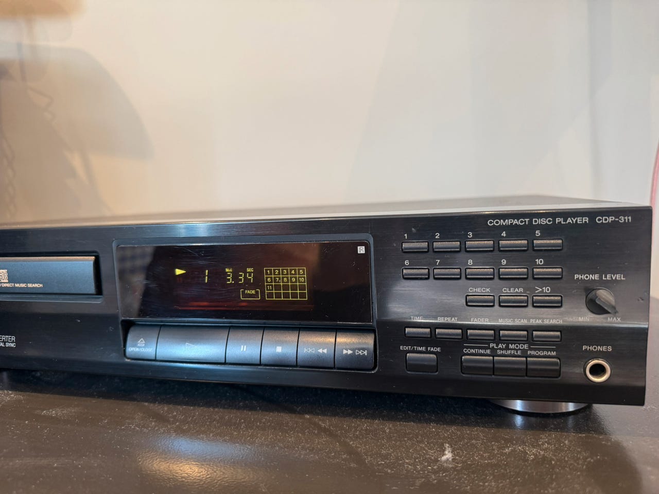 Sony Compact Disc Player - CDP - 311 | FINN-torget