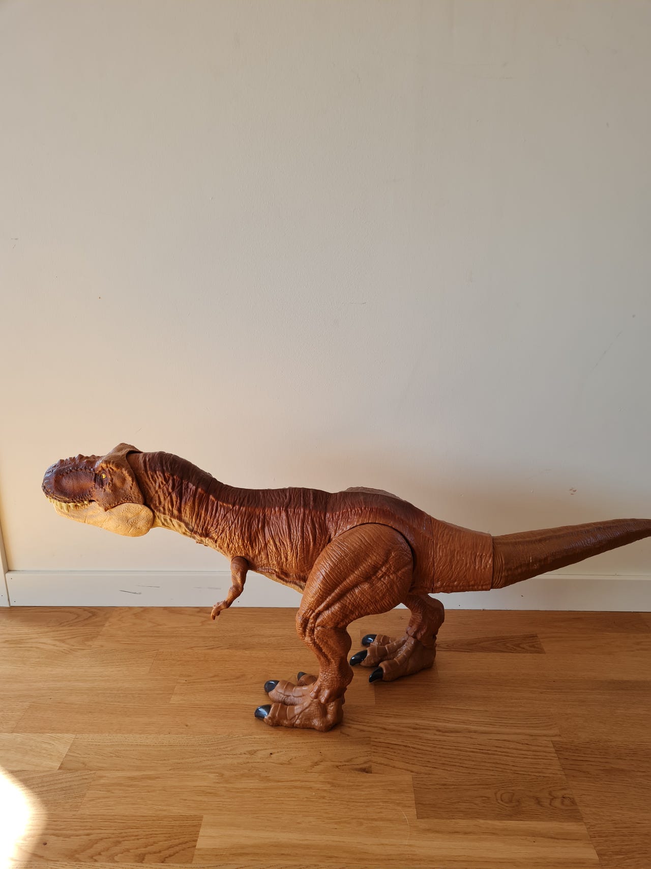 Kul T- Rex Dinosaur til salgs | FINN-torget