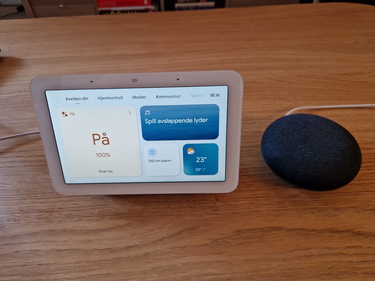 Google Home Hub + Google Mini | FINN-torget