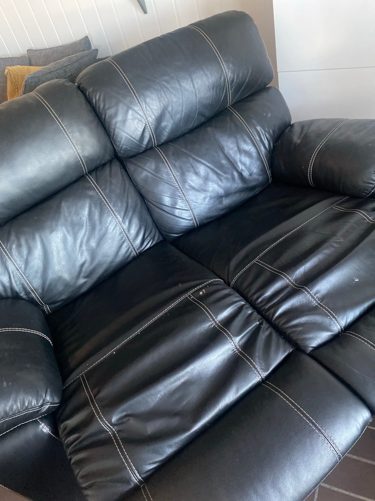 Skinnsofa | FINN-torget