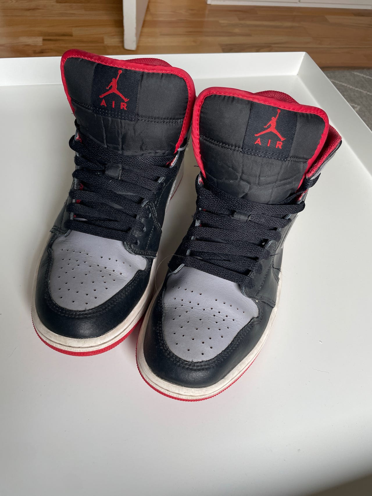 Flotte sko fra Nike Air jordans str 42 kr 500 ( ny pris 1700) | FINN-torget