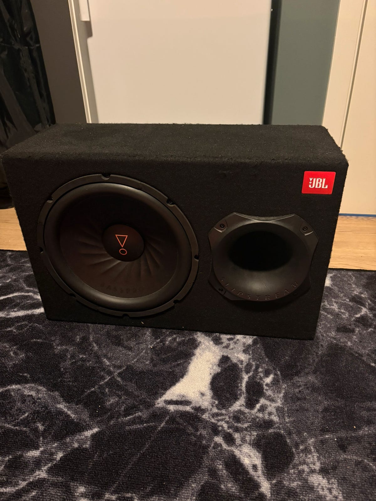 JBL Aktiv 12" Subwoofer | FINN-torget