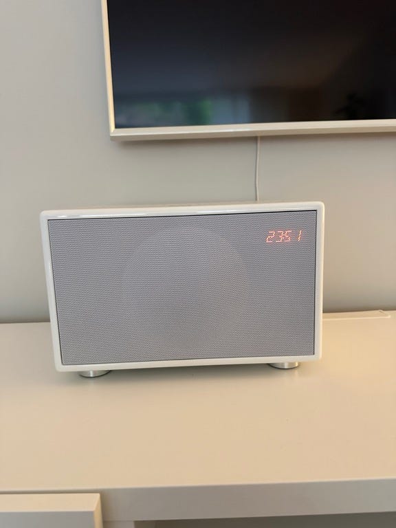 Geneva Medium Hvit | FINN-torget