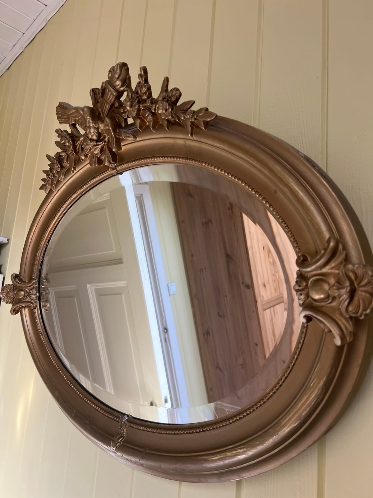 Antikt dekorativt speil - ny pris flytting nærmer seg | FINN-torget
