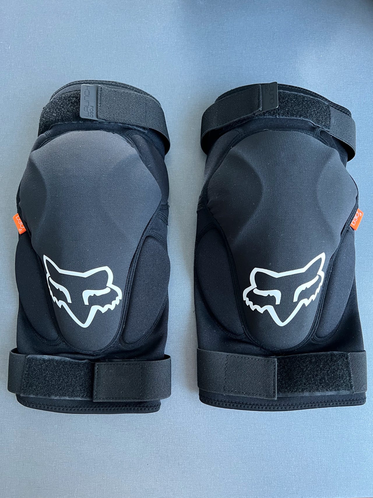 Fox Launch D30 knee pads | FINN-torget