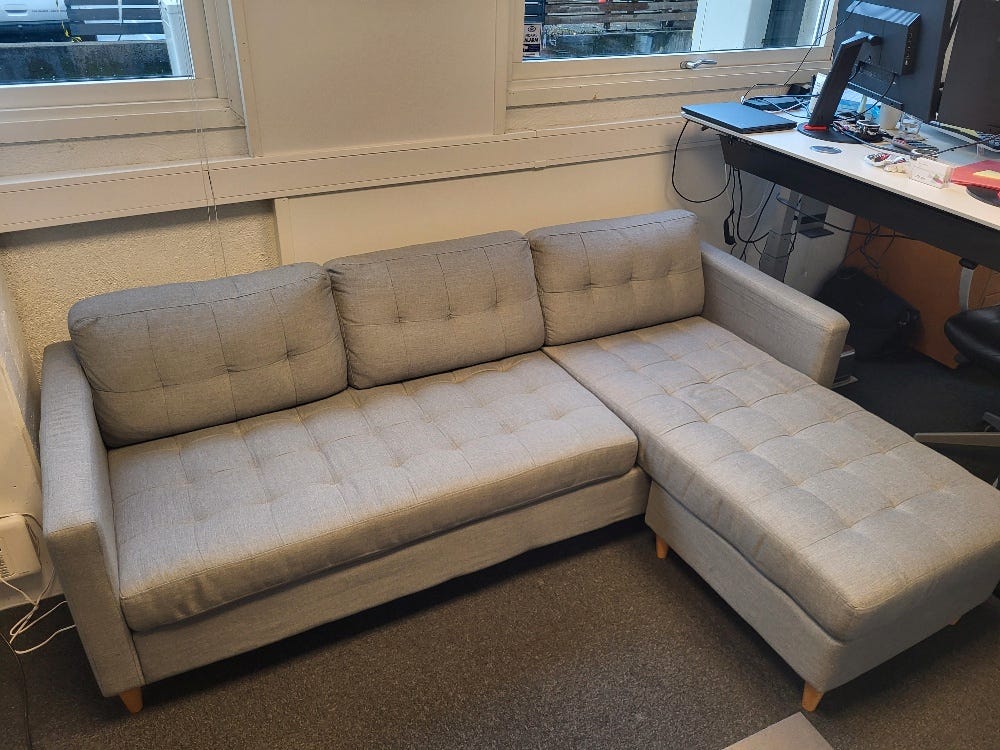 Pent og lite brukt sofa selges | FINN-torget