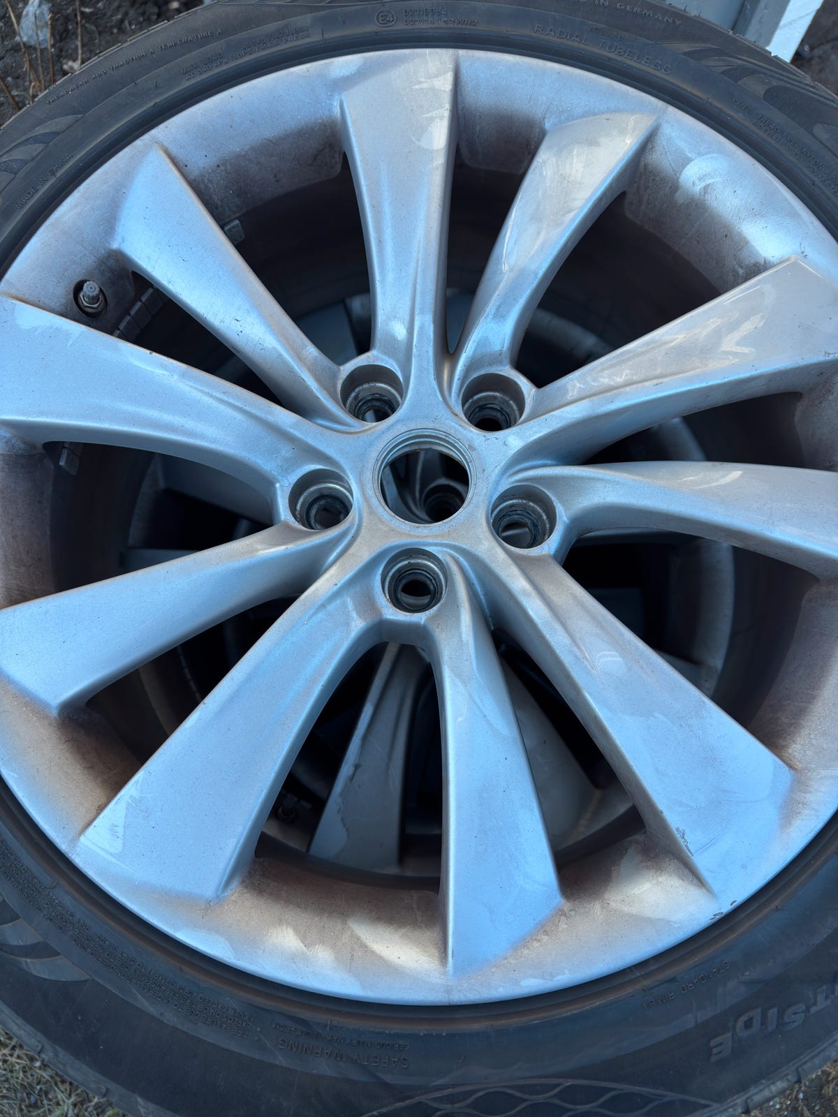 Tesla model S felger | FINN-torget