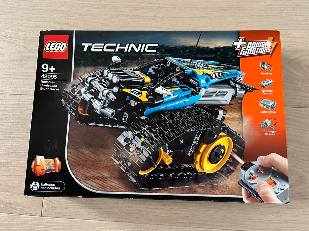 Lego, remote controlled stunt racer | FINN-torget