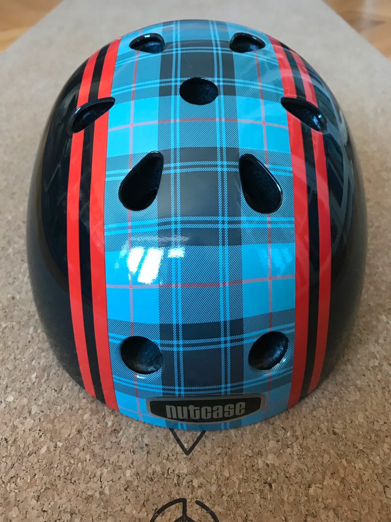 Hjelm - Nutcase | FINN-torget