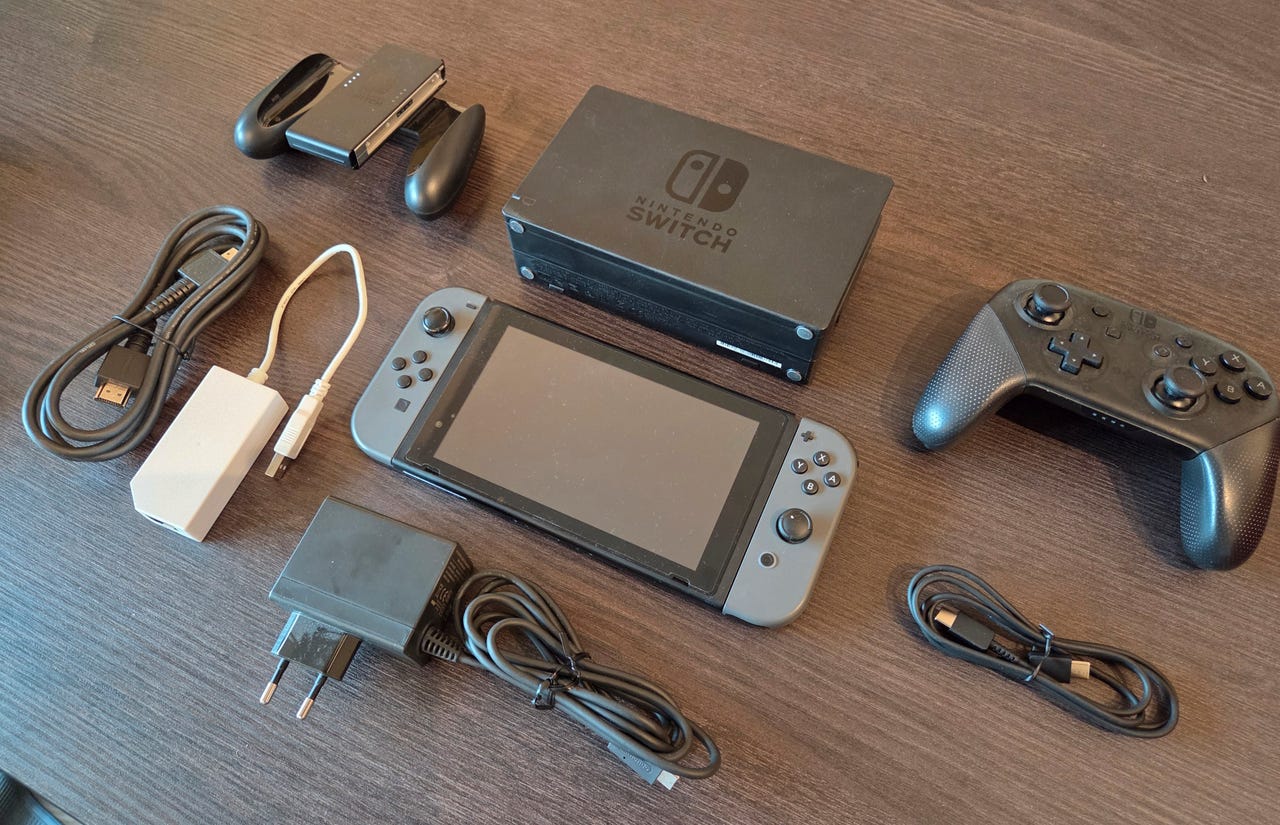 Nintendo Switch med Pro Controller og mer til en KNALL pris! | FINN-torget