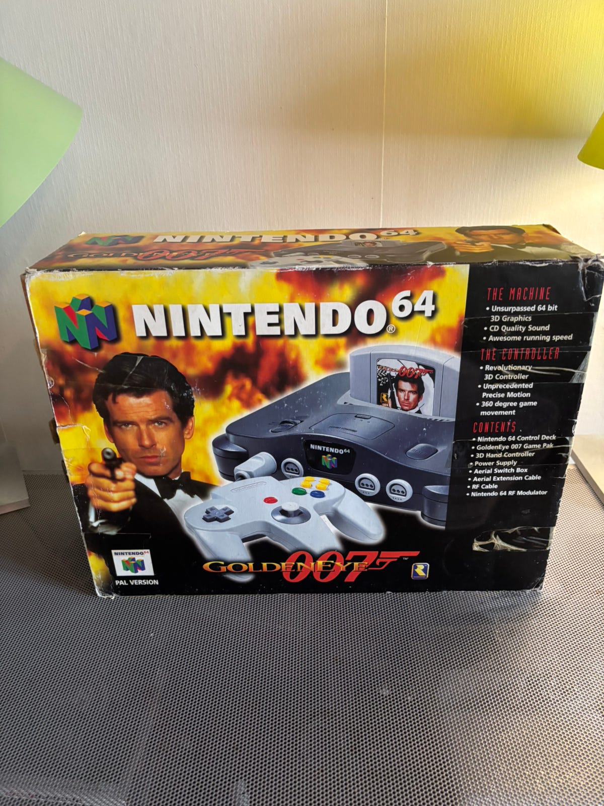 007 Goldeneye Nintendo 64 Konsoll I Eske | FINN-torget