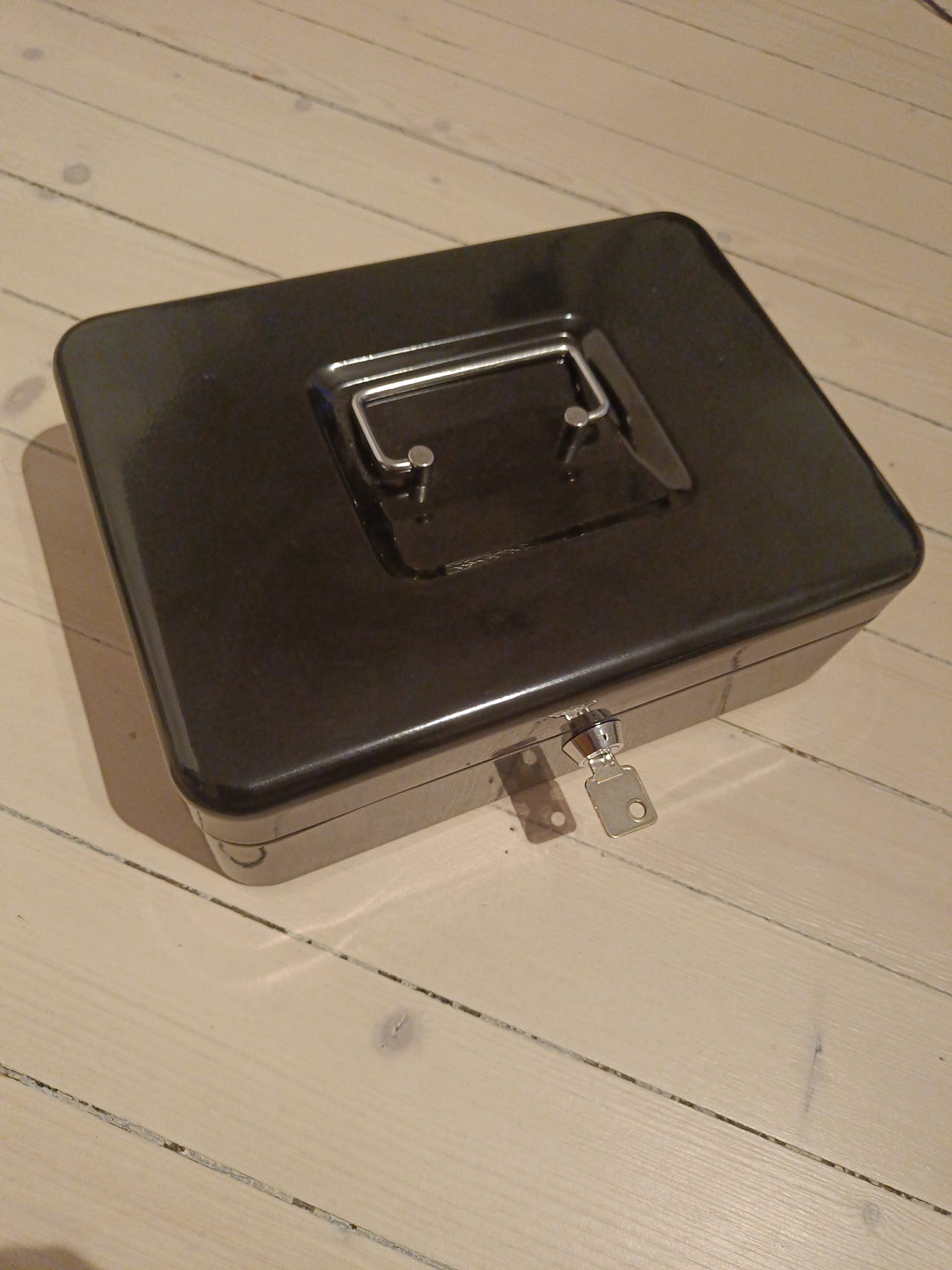 Metal Pengeboks / kasse | FINN-torget