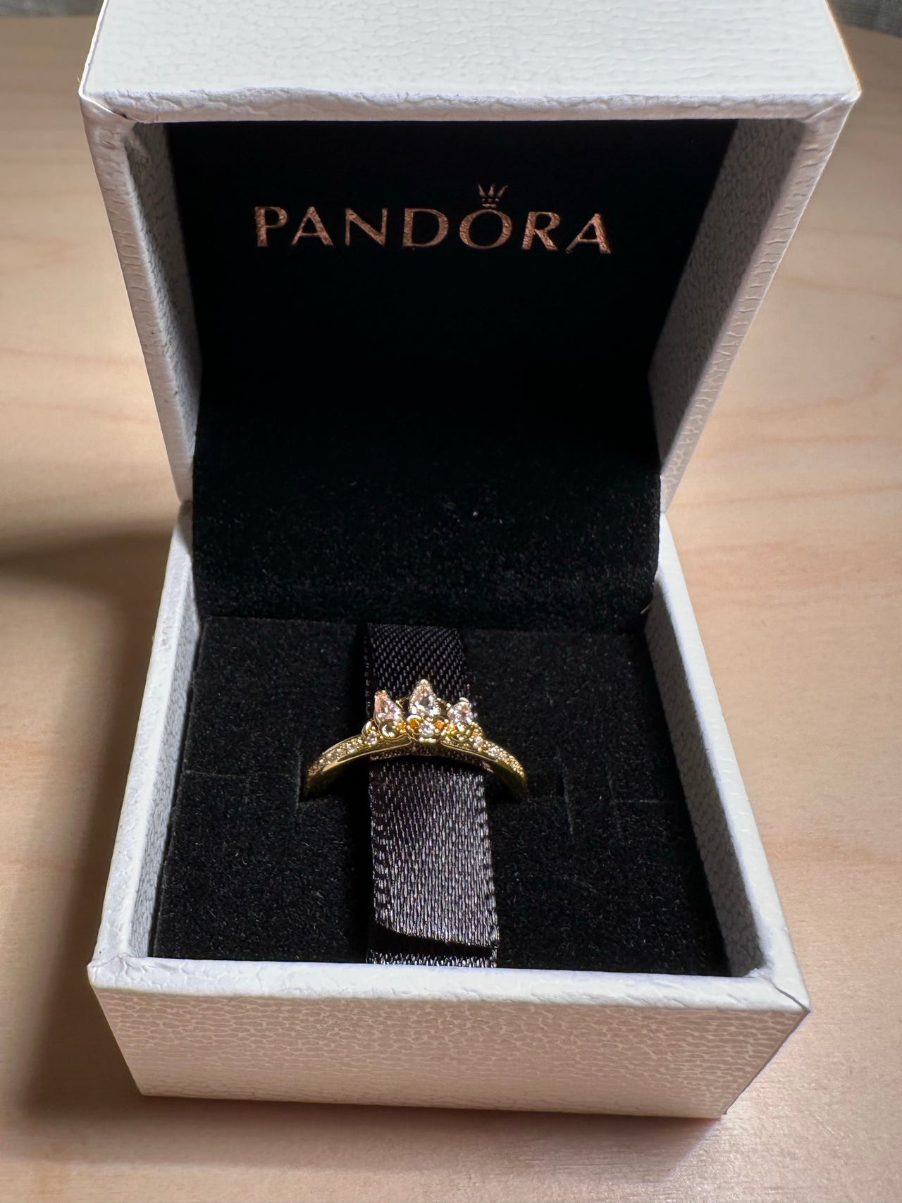 Pandora Disney Rapunzel Ring | FINN-torget