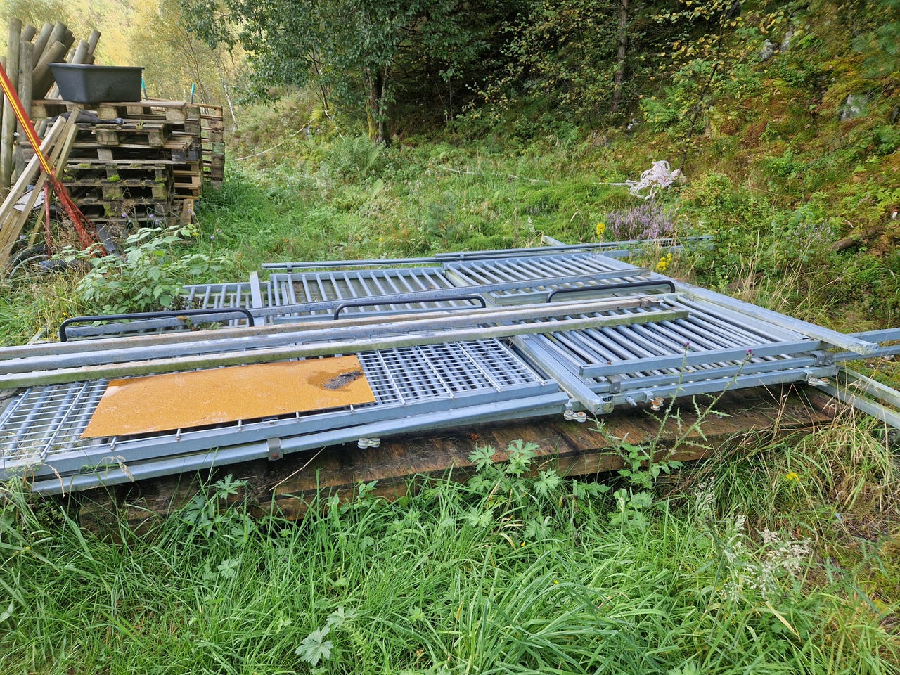 Stall innredning - 4 bokser | FINN-torget