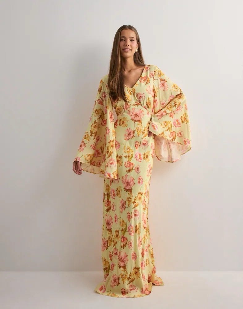 Simone Tieback Gown | FINN-torget