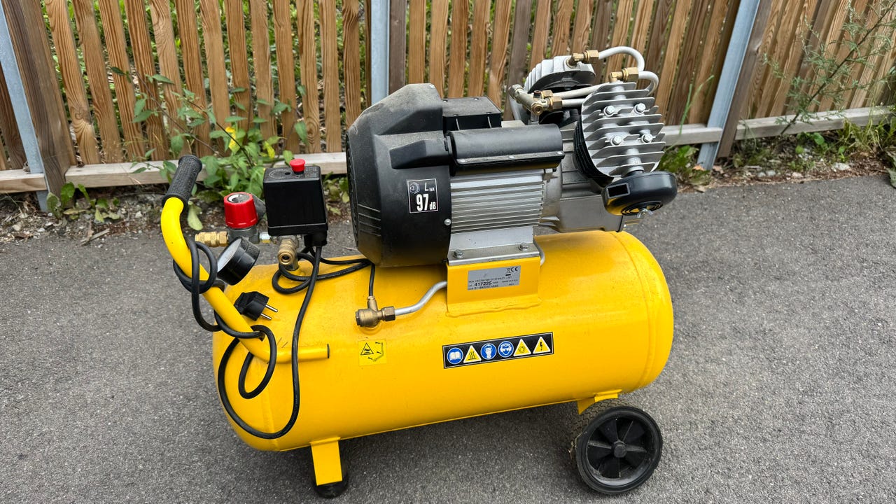 Stanley Kompressor 50 liter 2,2 kW 3 HK. 10 bar. | FINN-torget