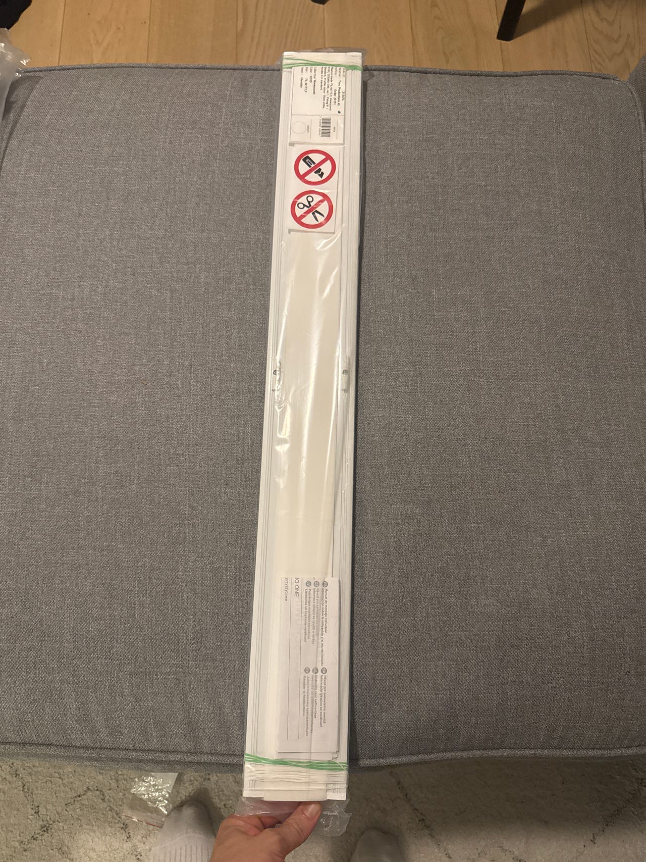 Plissegardin i hvit. 76.4cm bredde x 173.9cm høyde | FINN-torget