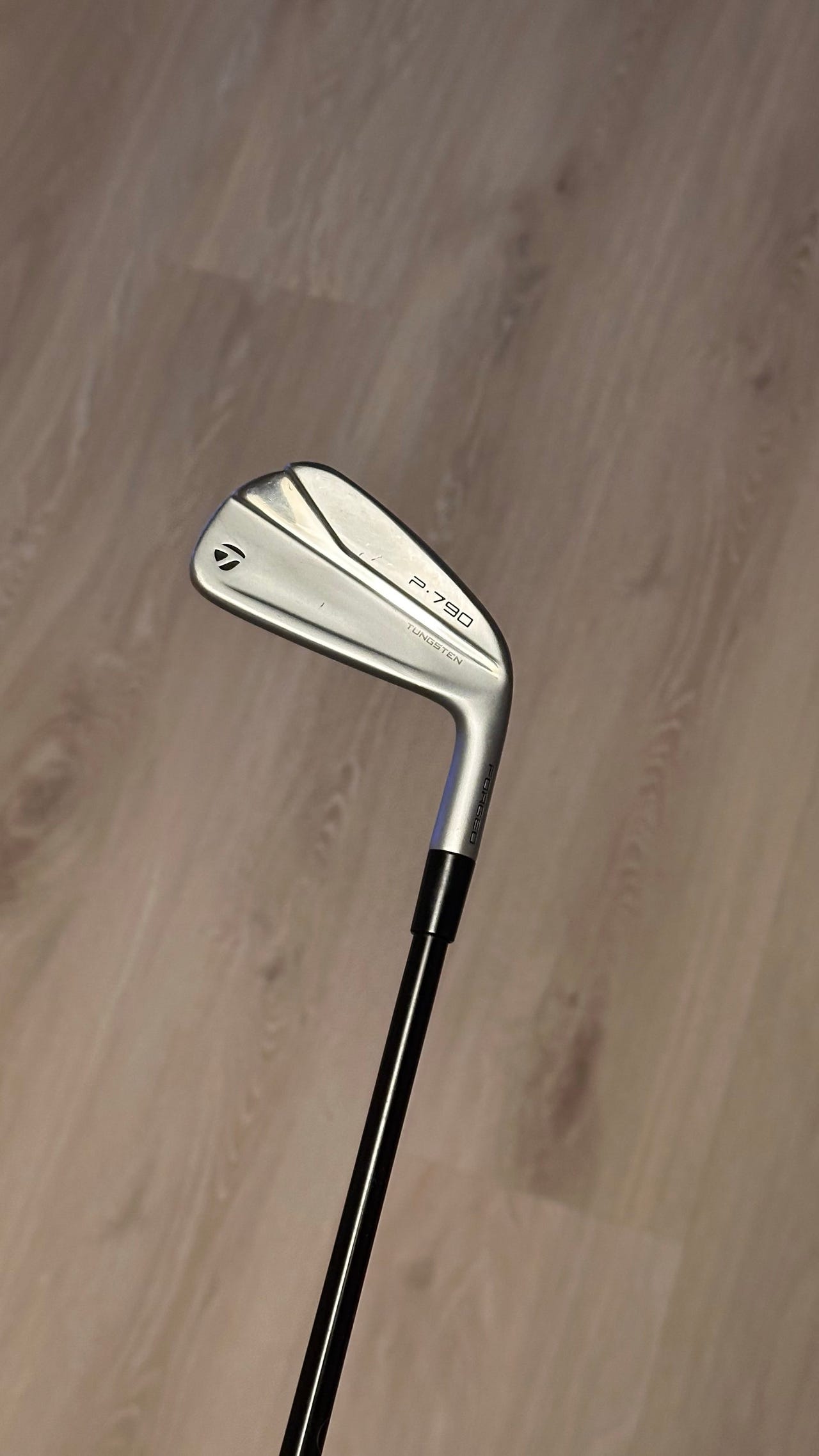 TaylorMade P790 UDI 2 jern – HZRDUS Smoke Black skaft | FINN-torget