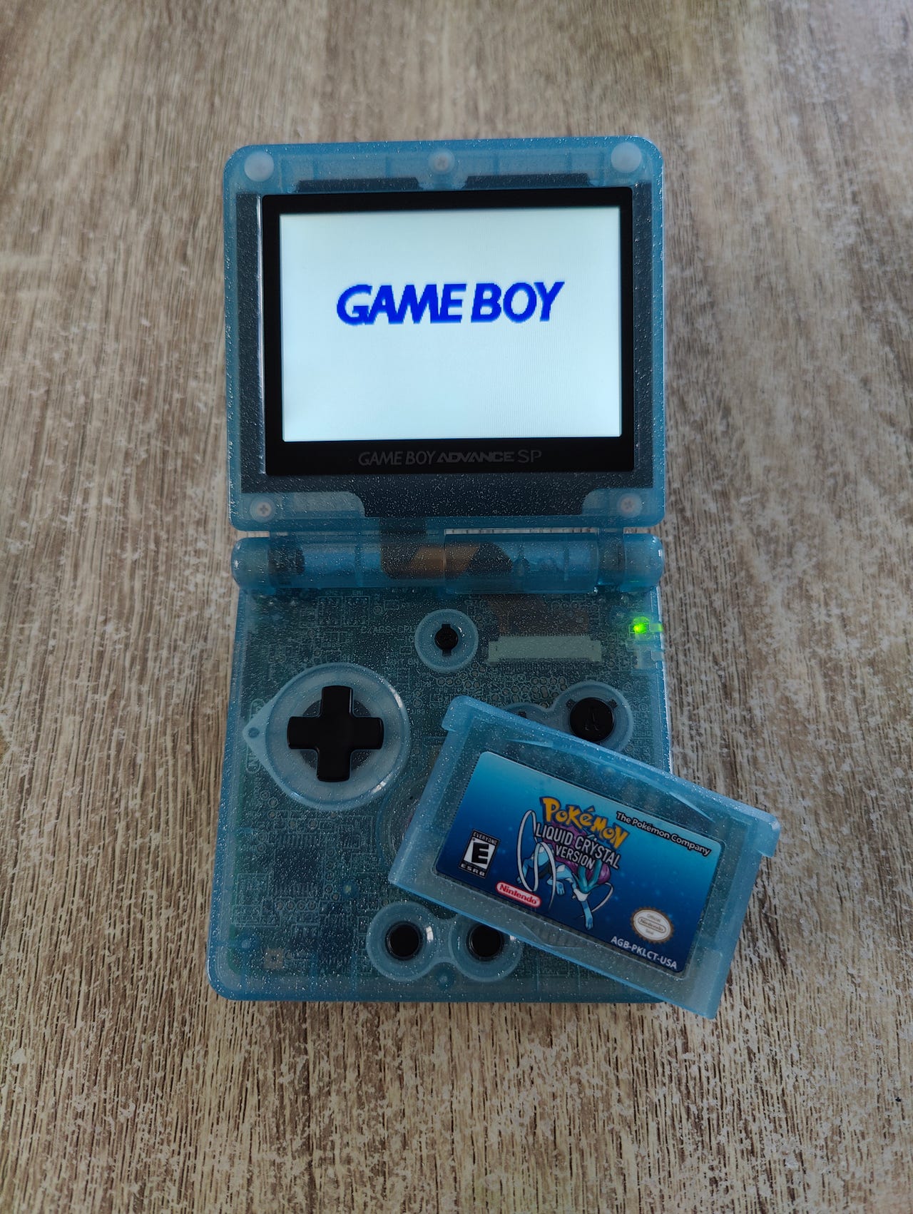 Game Boy advace SP Crystal edition, USB-C | FINN-torget