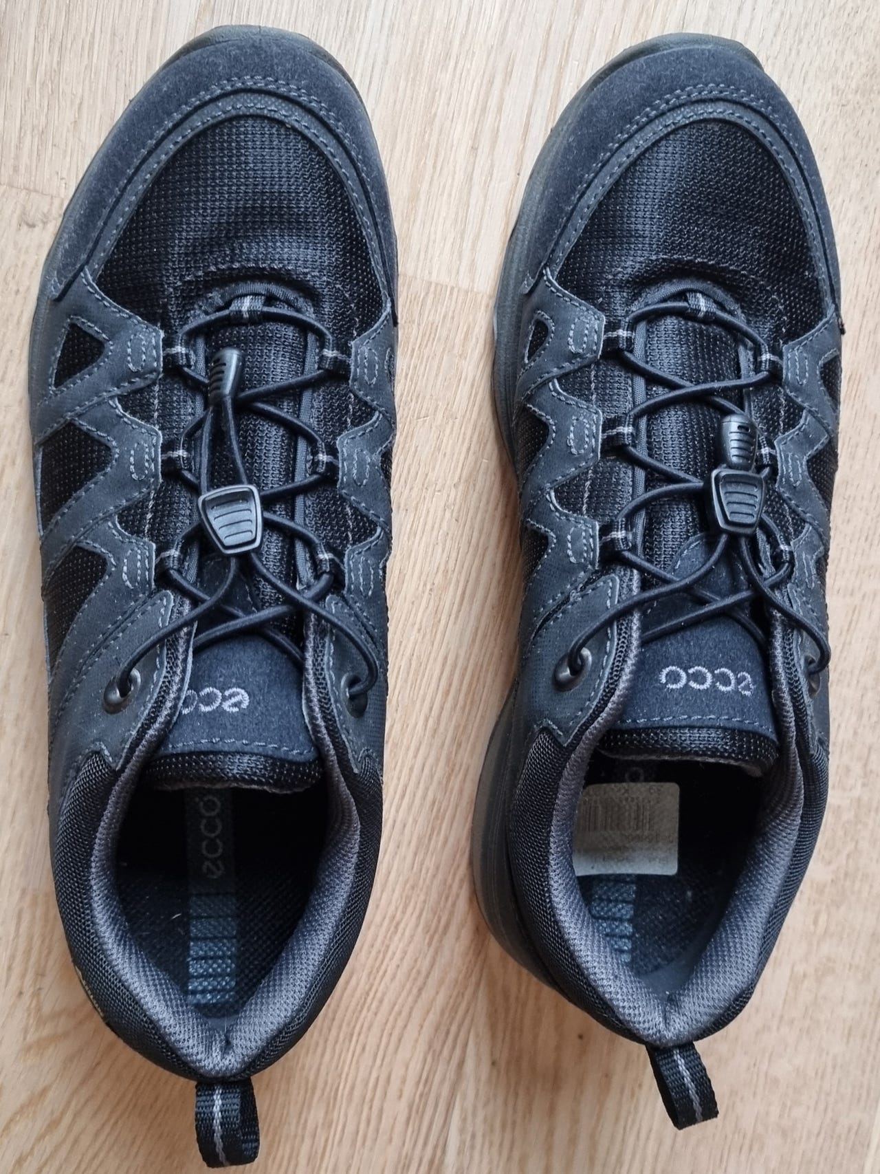Sorte Gore-tex Ecco sko | FINN-torget