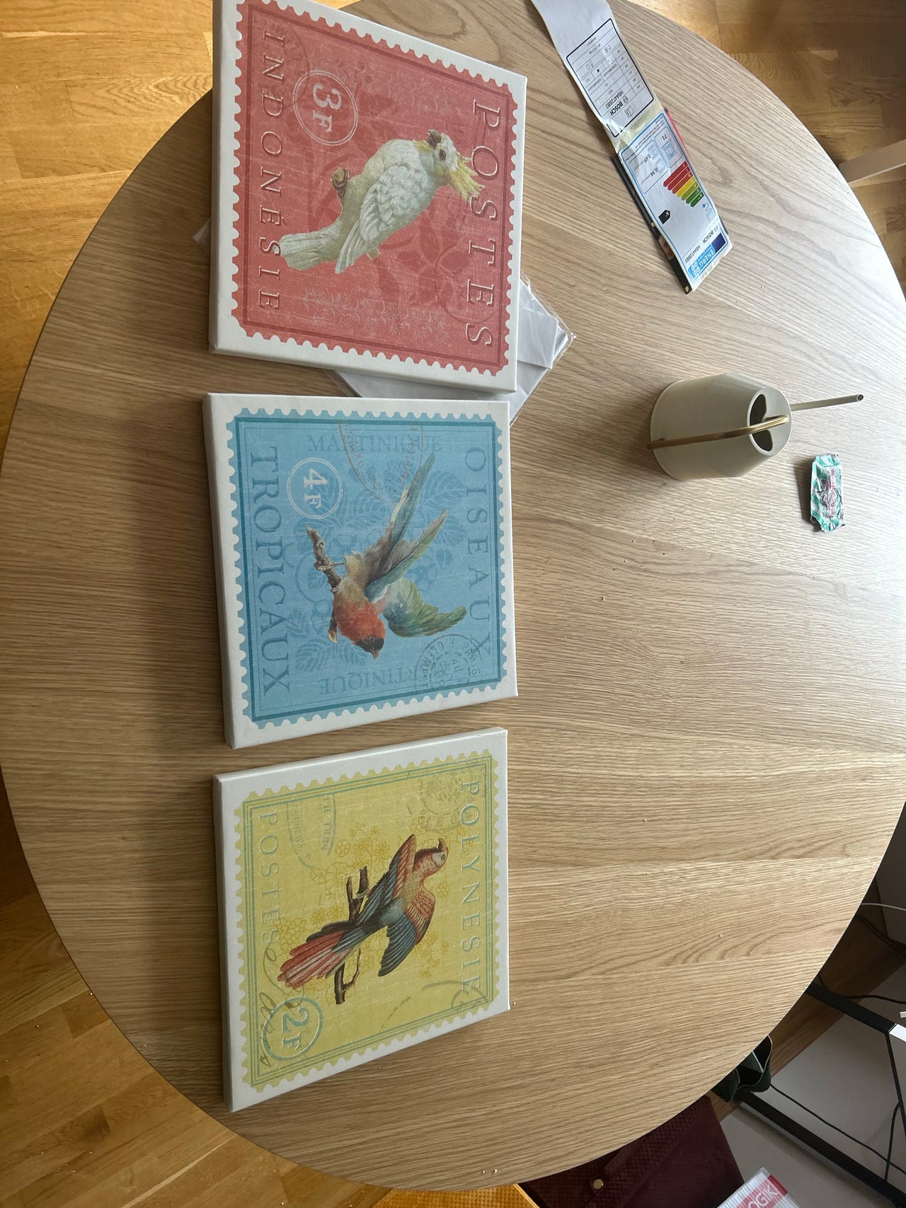 Veggbilder med fuglemotiver 3 stk fargerik design | FINN-torget