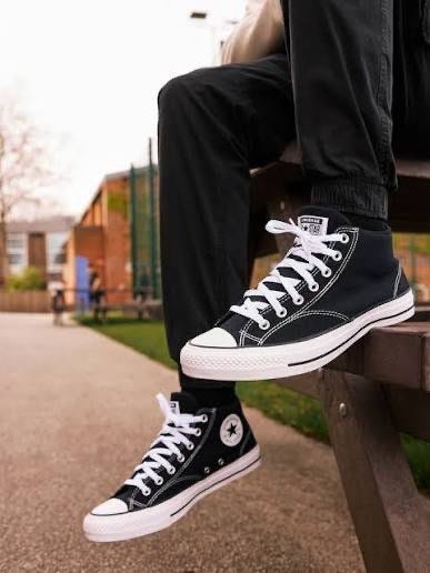 Converse svart | FINN-torget