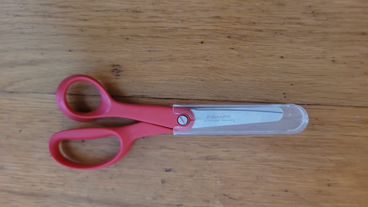 Fiskars saks for venstrehendte barn | FINN-torget