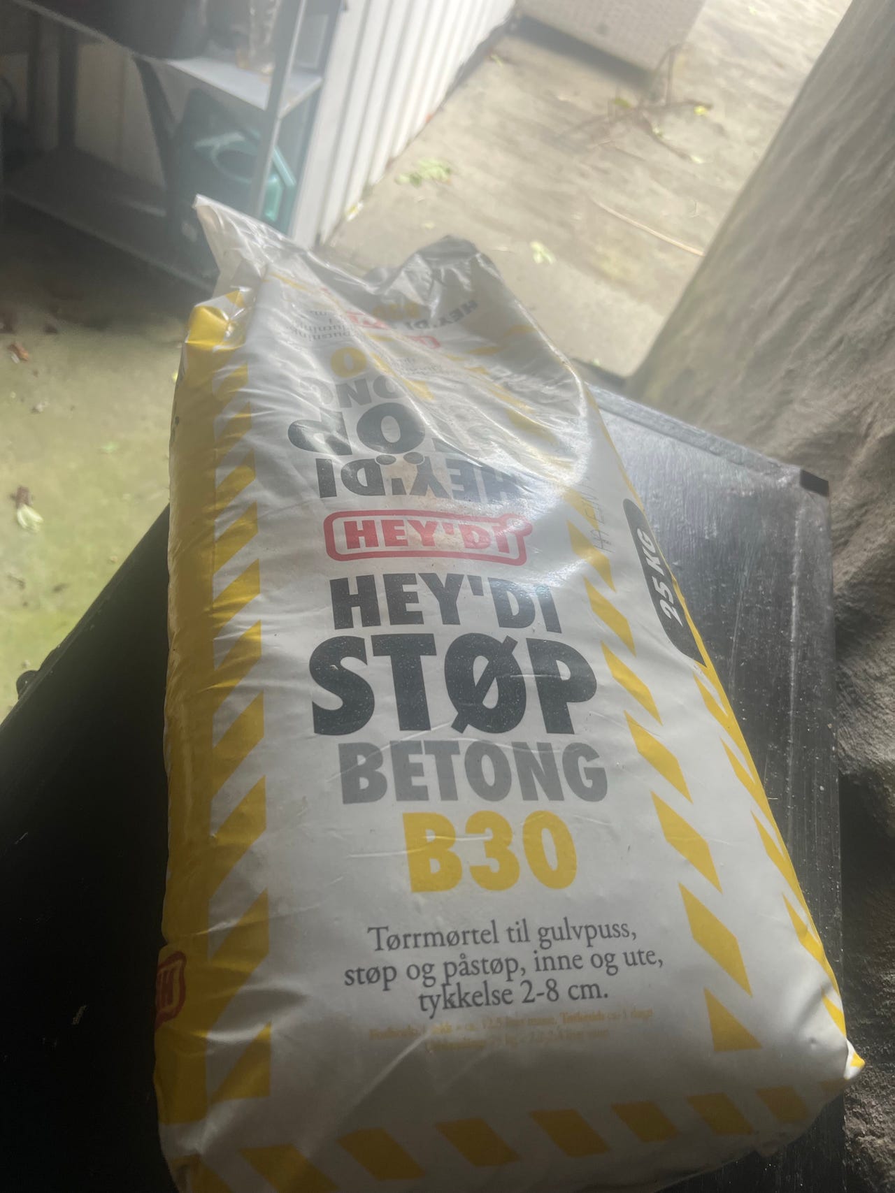 Hey'di Støp Betong B30 Betong 25 kg | FINN-torget