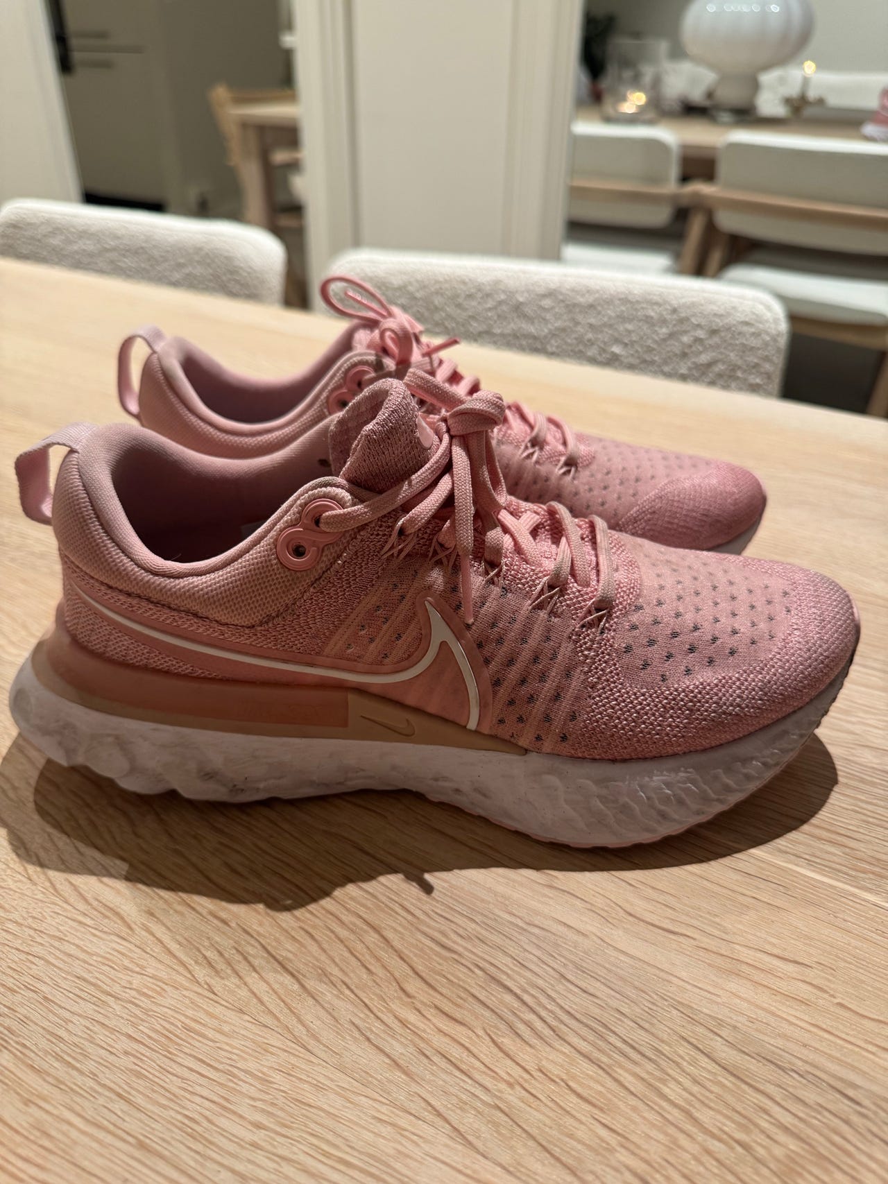 Nike react infinity run flyknit sneakers Rosa sko. | FINN-torget