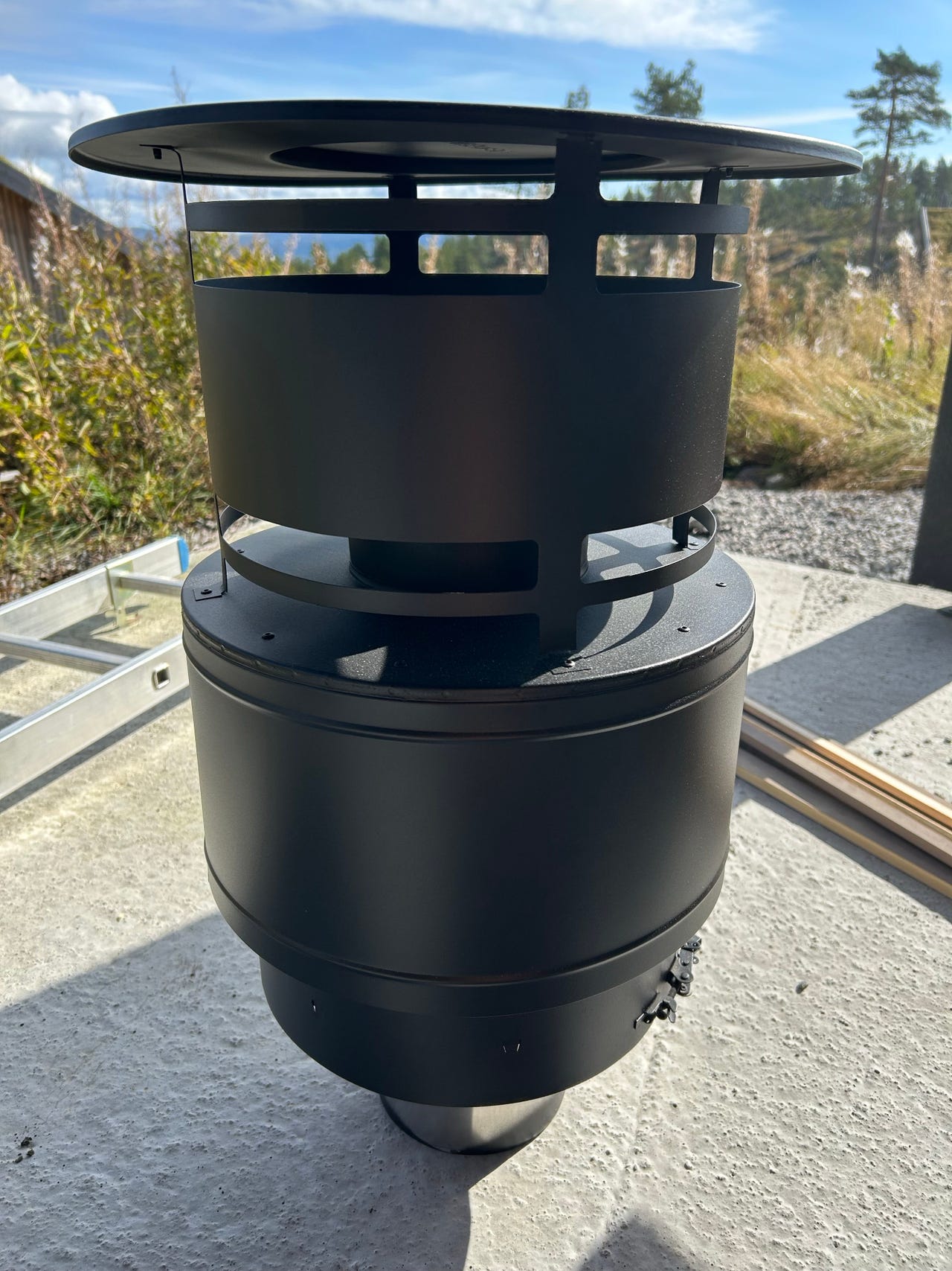 Pipehatt Schiedel PMS-AIR 50 Perimeter Vent Sort 150 mm | FINN-torget