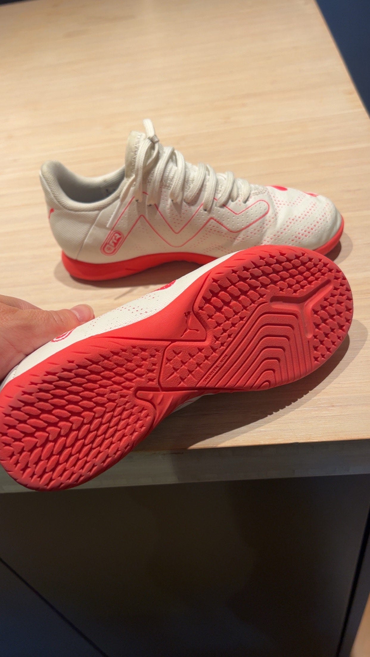 Puma fotball / håndball innesko 32 | FINN-torget