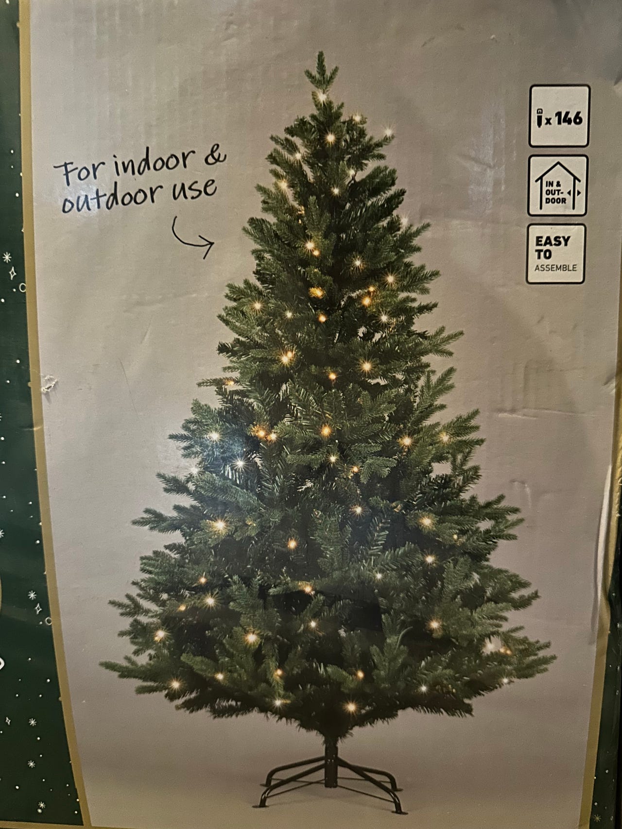 Juletre med lys fra Rusta selges. | FINN-torget