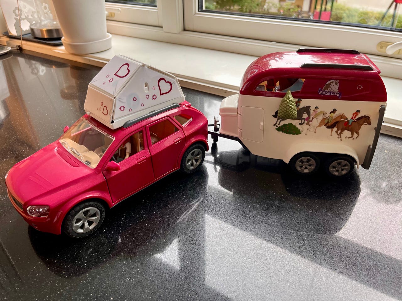 Schleich Horse Club hesteeventyr med bil og hestehenger | FINN-torget