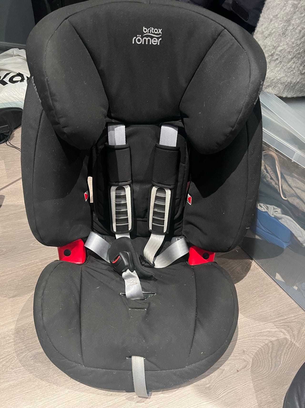 Britax Romer bilstol uten isofix | FINN-torget