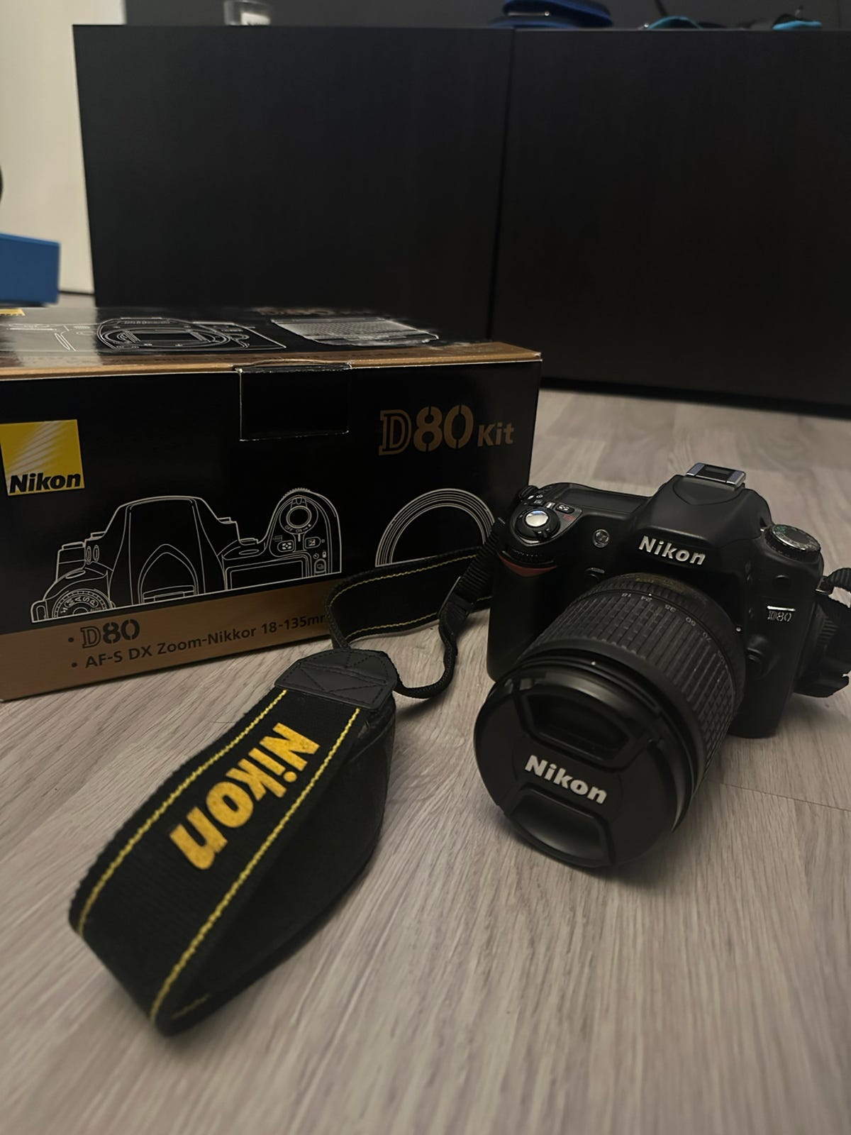 Nikon D80 DSLR med 18-135mm objektiv – komplett pakke | FINN-torget
