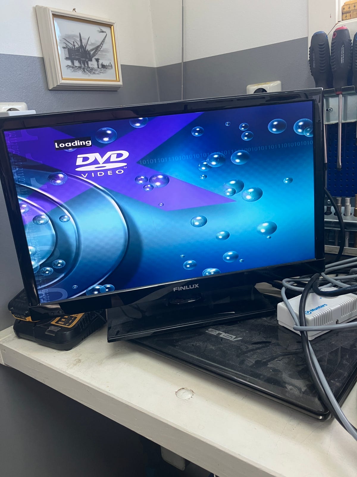 Finlux 12v/230v TV til salgs | FINN-torget