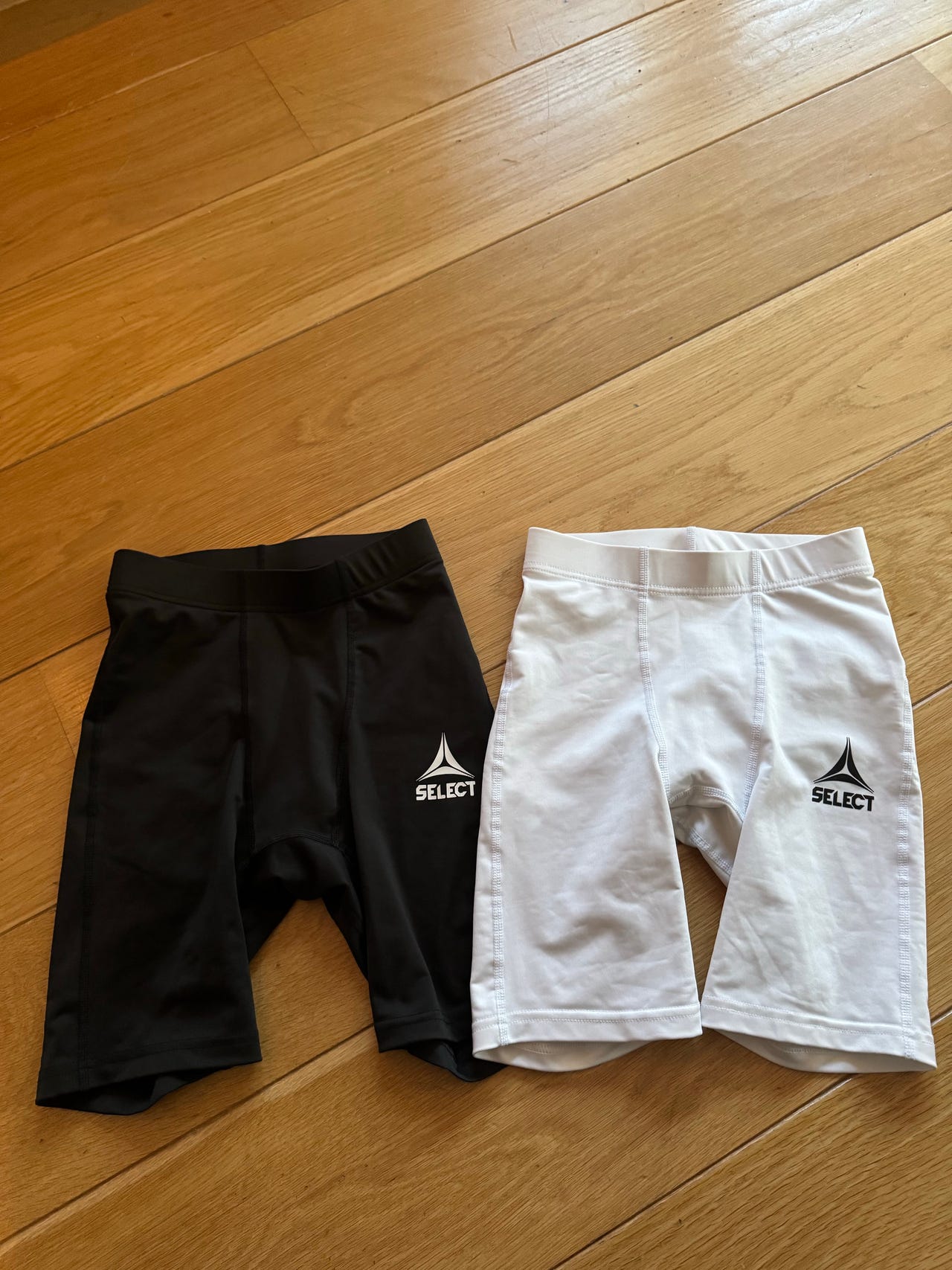 Select Fotball Shorts Unisex S Sort og Hvit | FINN-torget