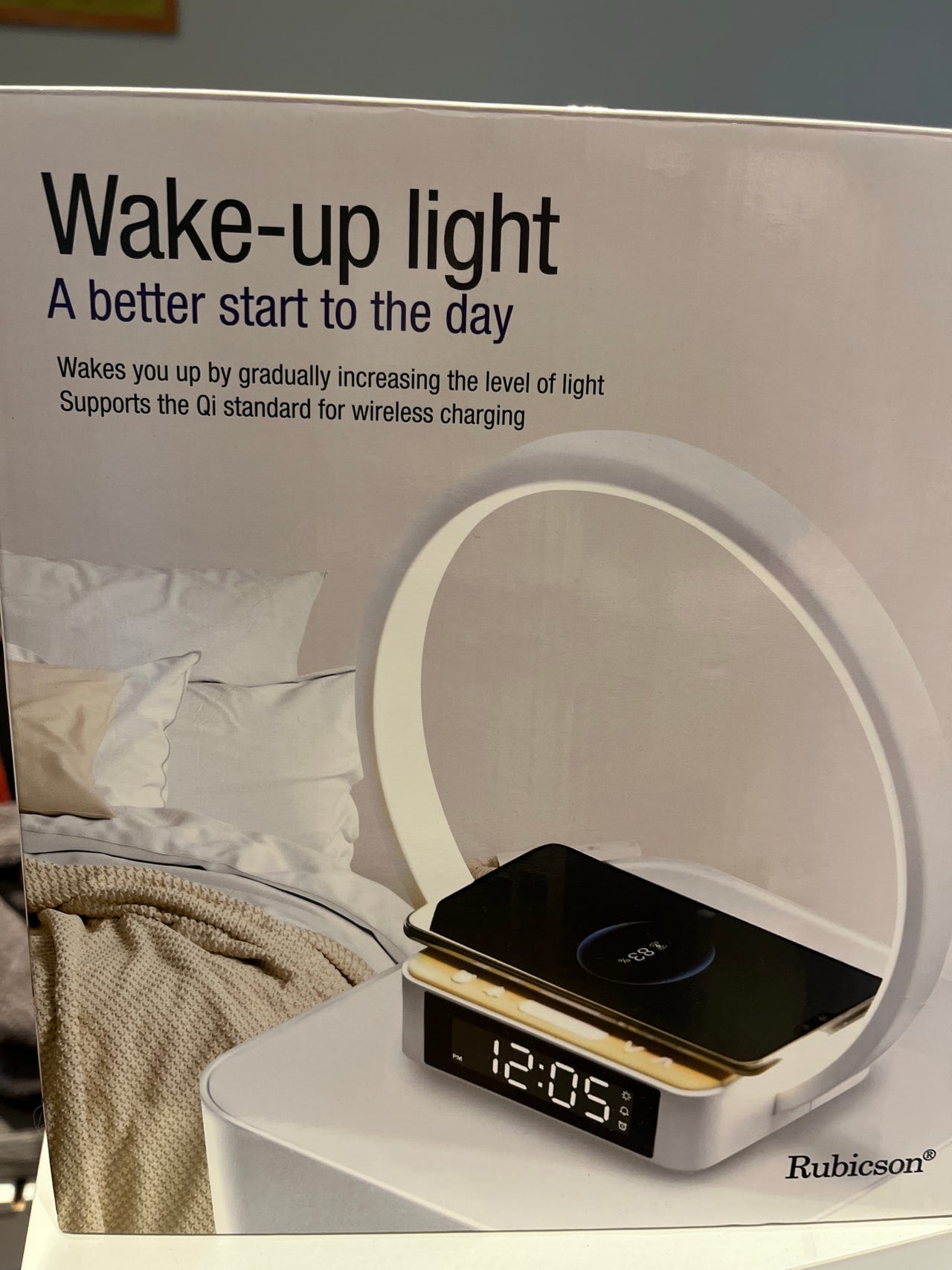 Wake-up light med klokke og mobillader | FINN-torget