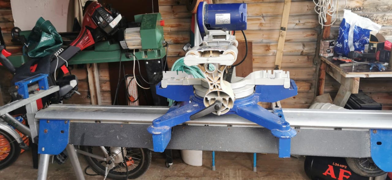 Sirkelsag Metabo KGS 303 Plus med stativ | FINN-torget