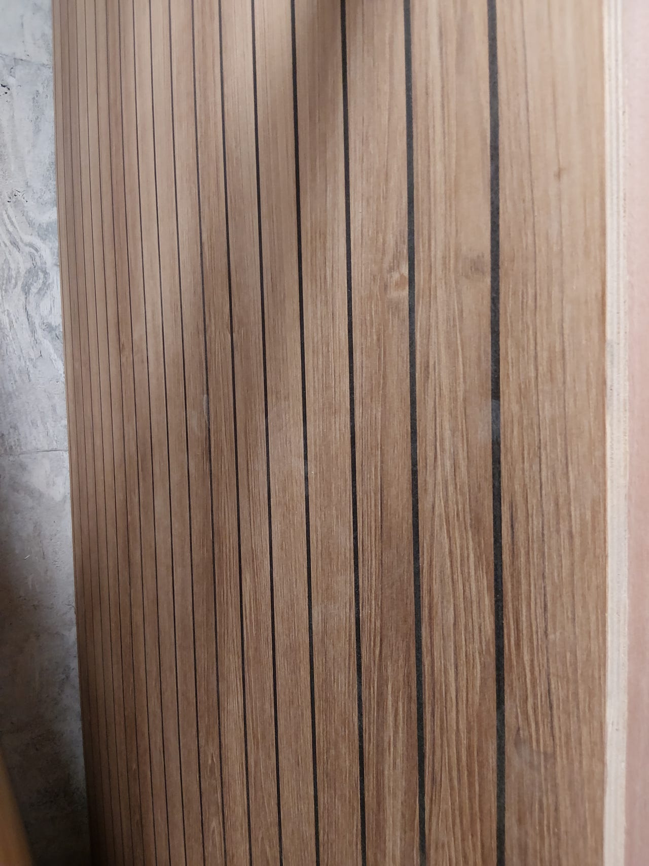 Teak dørkfiner m/ svart nater | FINN-torget